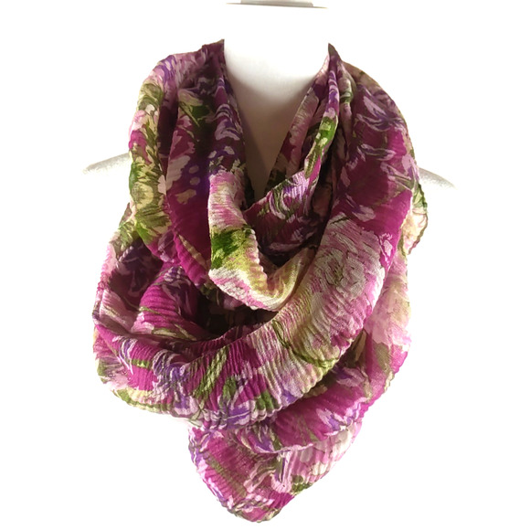 Unbranded | Accessories | Infinity Scarf Red Pink Green Cream Floral ...